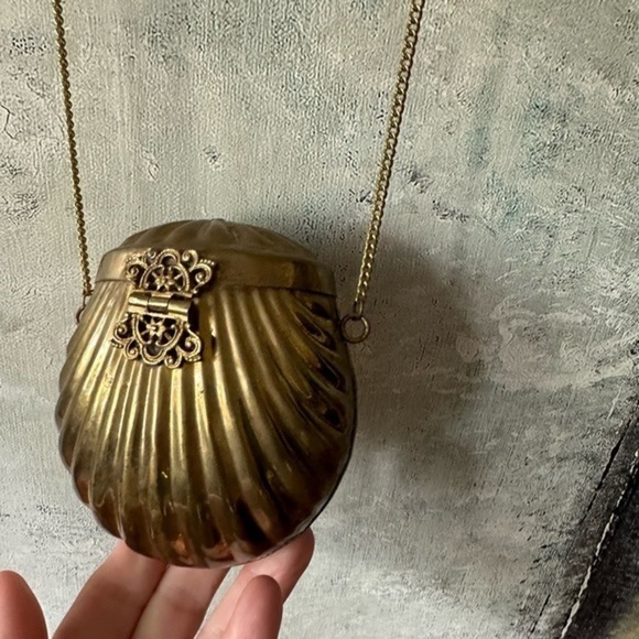 Antique | Bags | Antique 94s Brass Clamshell Purse | Poshmark